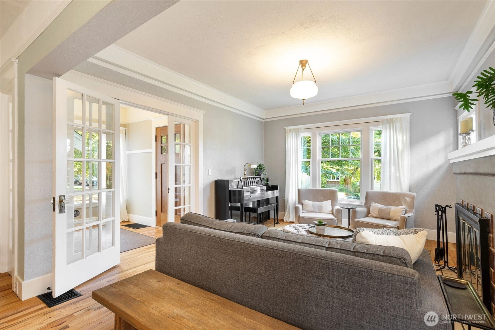 2430 8th Ave W Seattle WA 98119 | Wicklund